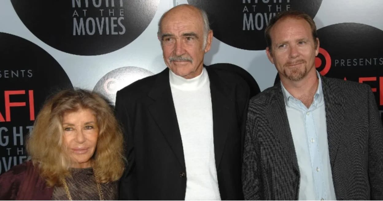 Chi è Jason Connery, unico figlio di Sean: com'è e cosa fa - Solonotizie24