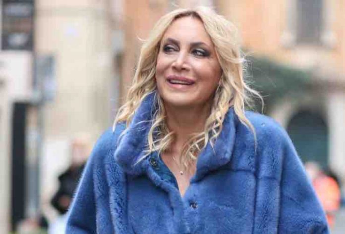 Trono over, chi è e che lavoro fa Maria: ex attrice oggi a Uomini e ...