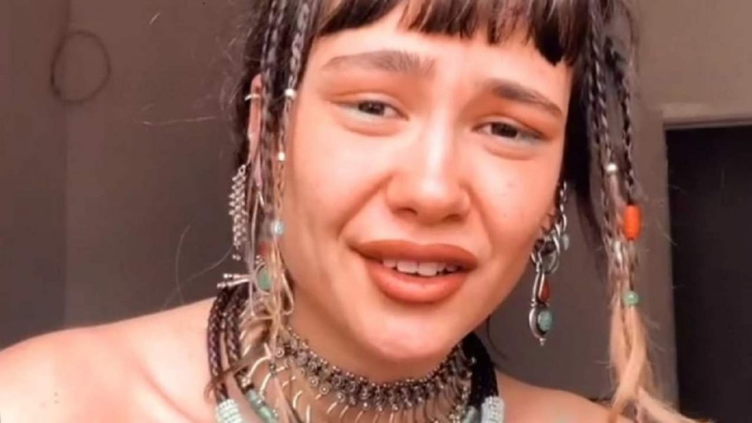 Enula com'era prima d'Amici: spuntano gli scatti, look diverso ...