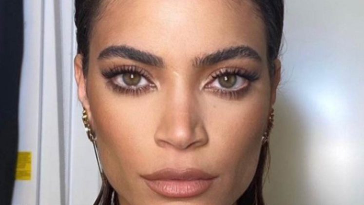 Elodie, la foto in costume mostra il fisico perfetto: bikini sgambato ...