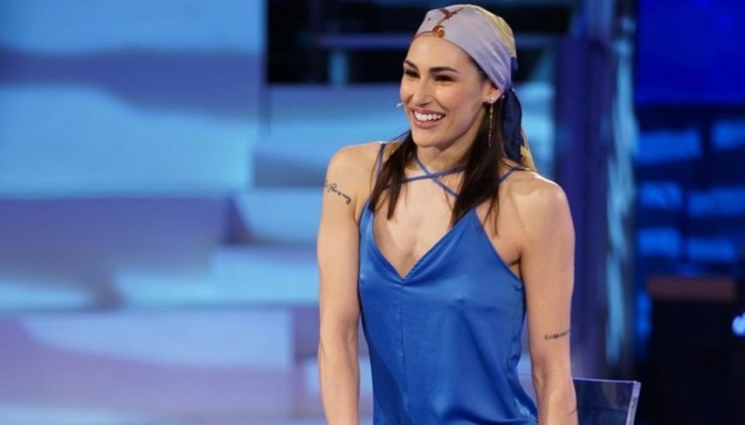 Giulia Pauselli in lacrime su Instagram: cosa è successo alla ballerina ...